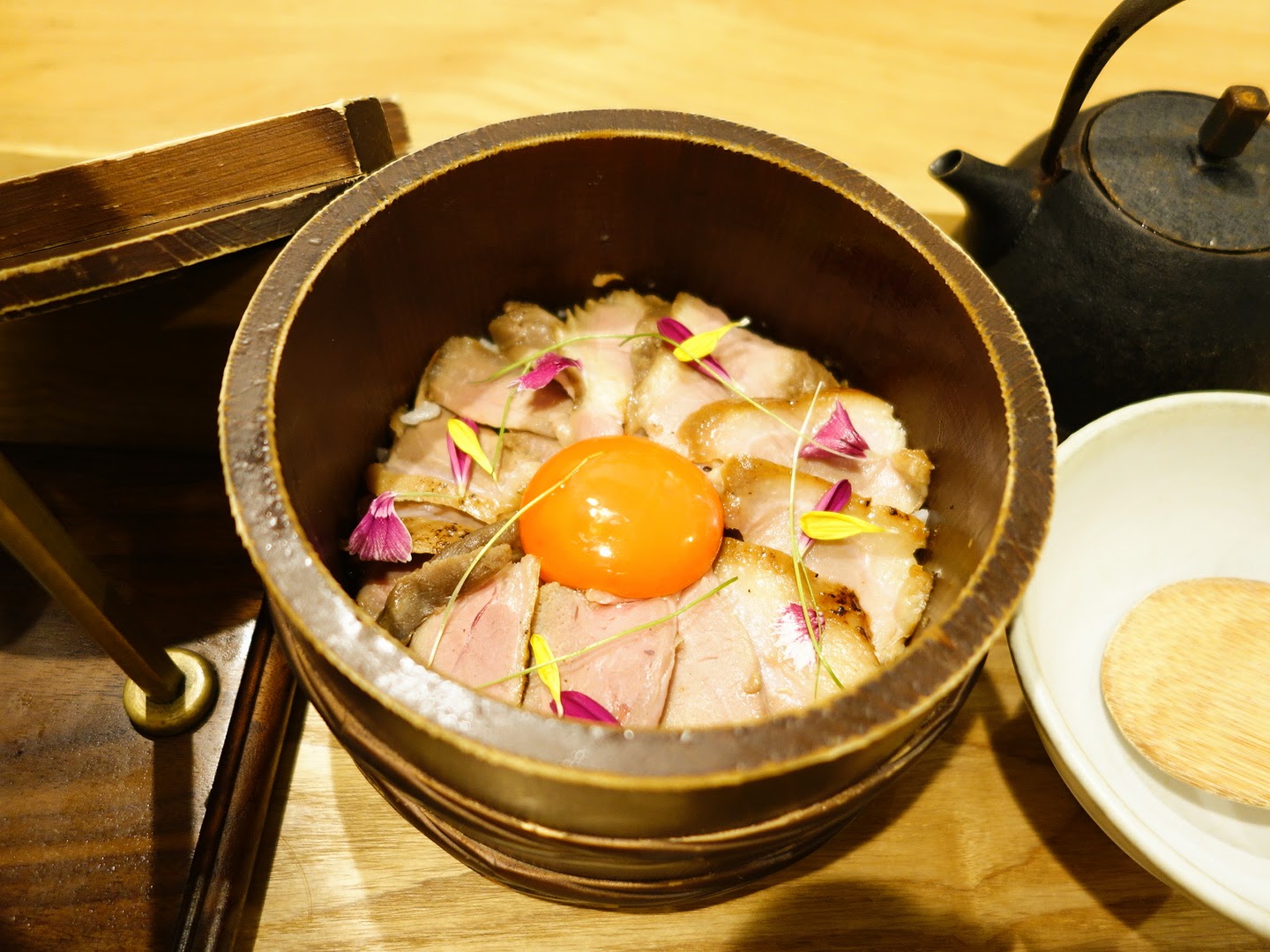 【祇園】Gion Duck Rice｜追い鰹が決め手！の鴨ひつまぶし専門店 - ここと｜滋賀・京都のローカルメディア