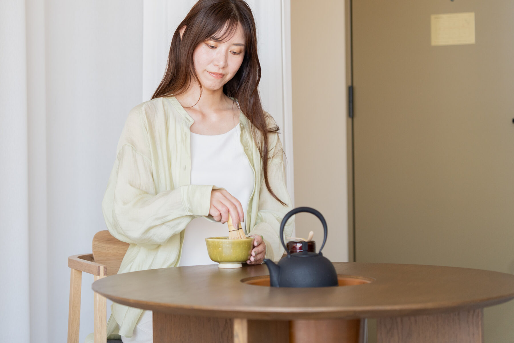 丹後・宮津に宿る、静謐の美。五感で巡る「mizuya」の体験 - ここと｜滋賀・京都のローカルメディア